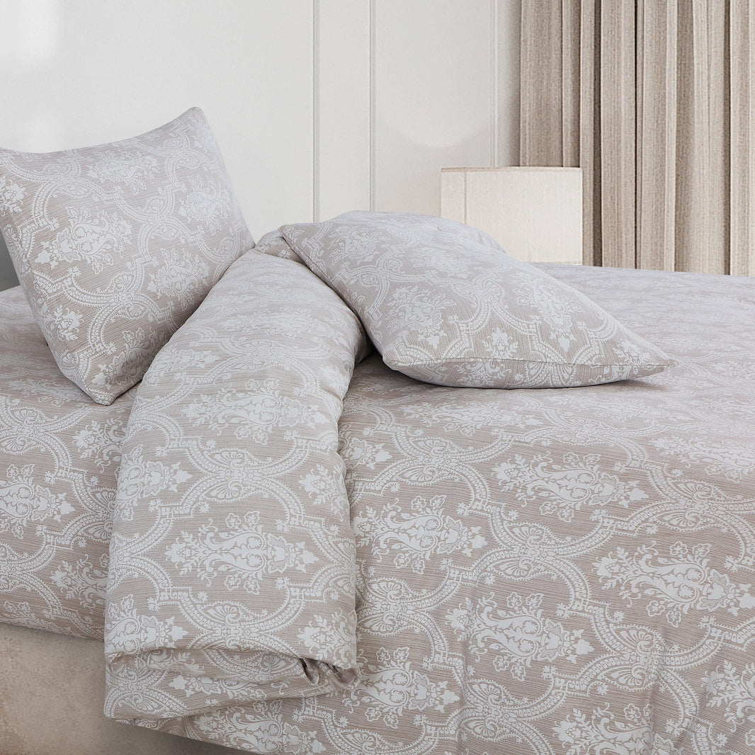 Premium Quilts for Winter and Summer